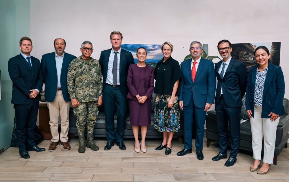 Sheinbaum se reúne con directivos de Helax; desarrollan proyecto de ...