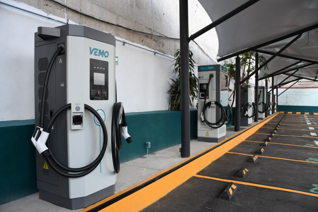 Ford y VEMO anuncian alianza para infraestructura de recarga en México ...